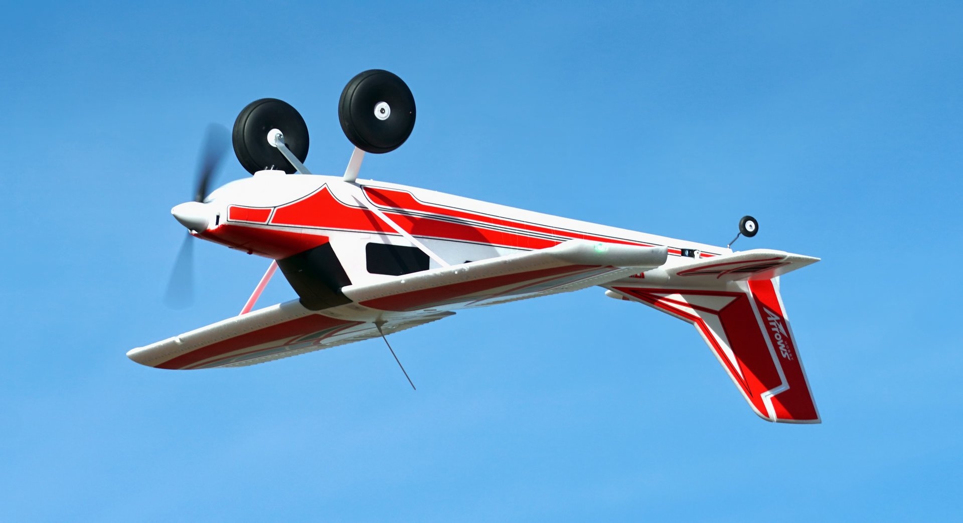 Arrows Hobby Bigfoot 1300mm PNP - rc-planes